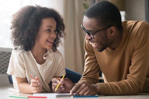 7 Simple Ways To Practice Positive Parenting